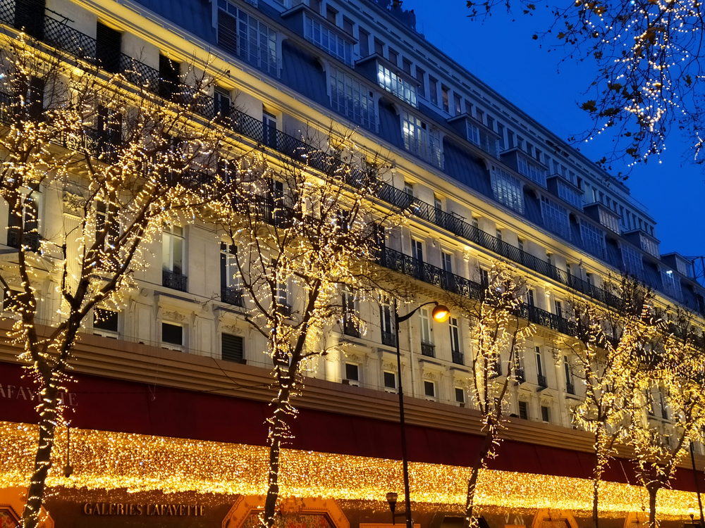 Paris : Highlights of the Right Bank, the Golden Age – Connecting France