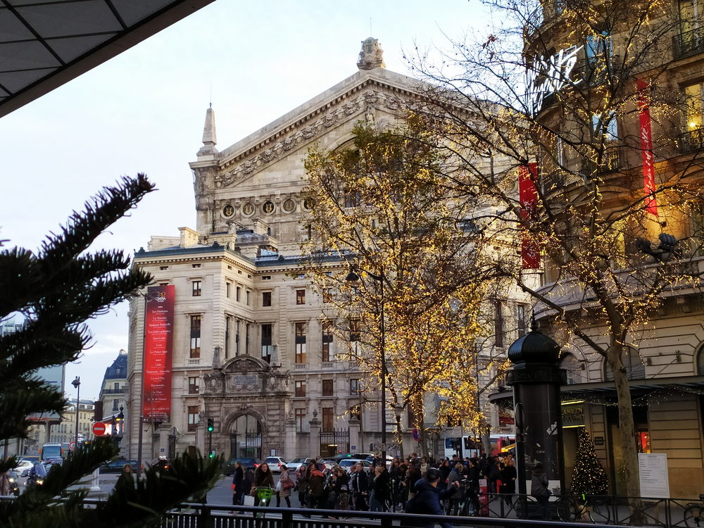 Paris : Highlights of the Right Bank, the Golden Age – Connecting France